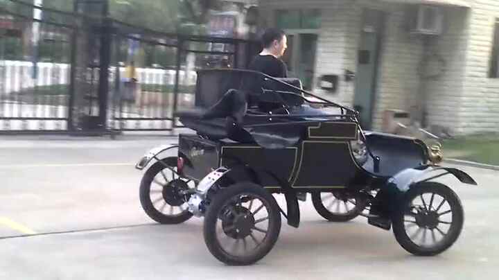 1903 Oldsmobile Curved Dash the World First Automobile Four Wheel ...