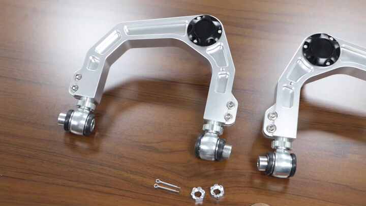 Aluminum Forged Adjustable Upper Control Arm for Toyota Hilux