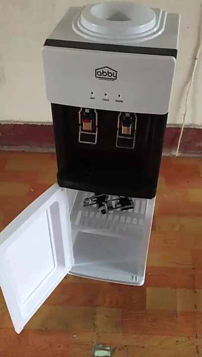 Hot Sale New Design Standing Hot and Cold Drinking Water Dispenser