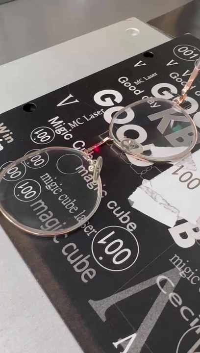 Precision PCB Board QR Code Marking 5W 10W 20W UV CO2 Laser Marking ...