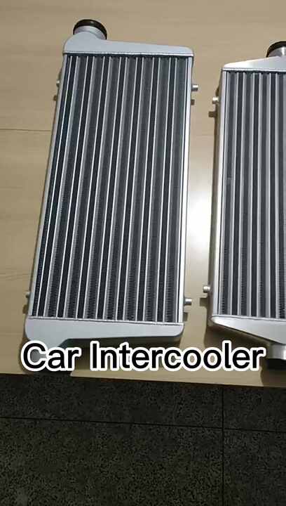 AUSO 550x180x65mm Intercooler - Universal Rhombic Tube Fin