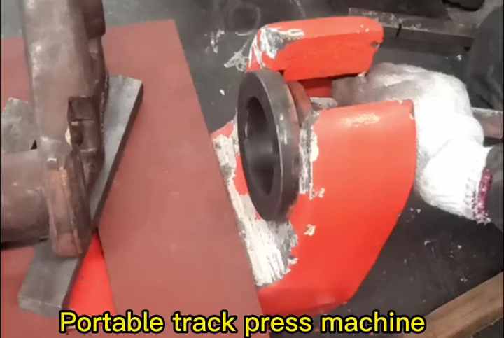 Berco Cp 100 Ton Track Pin Press - Efficient Link Removal