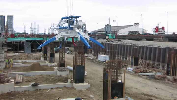 Mobile Concrete Placing Boom - Efficient Pouring Solutions