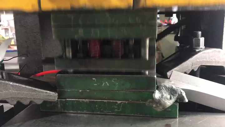 Custom U Shape 304 Spring Steel T8 Clip for LED and Lamp