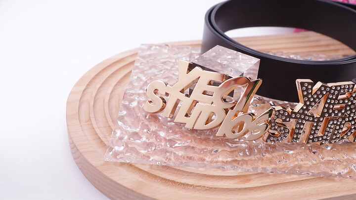 Custom Gold Rhinestone Belt Buckle - Fashion & Durability