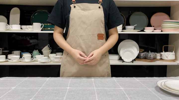 Luxury Bone China Dinnerware Sets with Customizable Logo