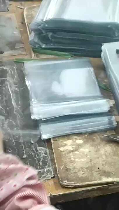 Cheap Clear Plastic Gift Bags with Handle - Reusable & Recyclable