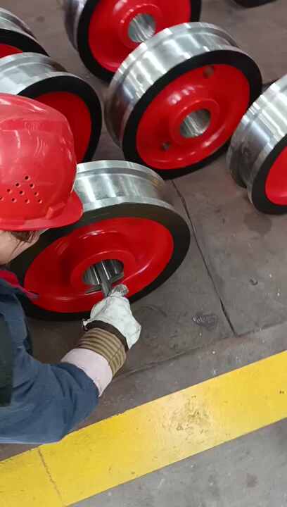 Gantry Crane Forged Steel Crane Wheel Set Crane Trolley Wheel Block ...