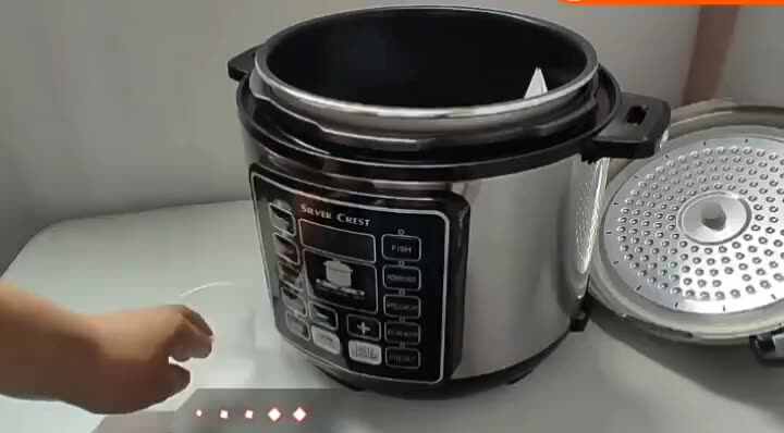 6L Multifunctional Electric Pressure Cooker - Silver Crest