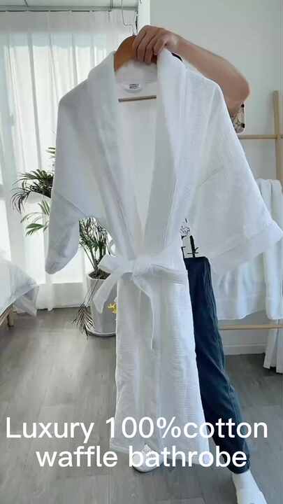 Wholesale Custom 5 Star Hotel Logo White Robe Waffle 100% Cotton Bath Robes