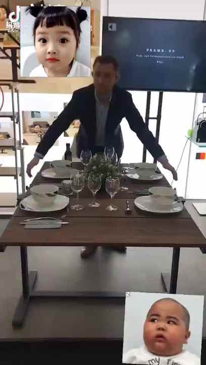 Deformable Multifunction Wooden Table - Expanding Display Rack