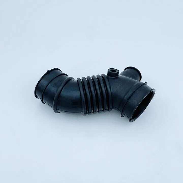 Engine Auto Parts Coolant Radiator Hose 205 501 19 00 2055011900 for ...