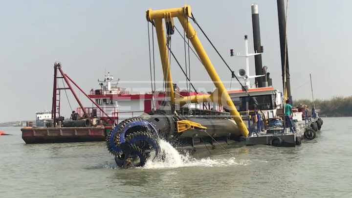 Dredging Equipment Machine Shipyard Environmental Protection Dredging ...