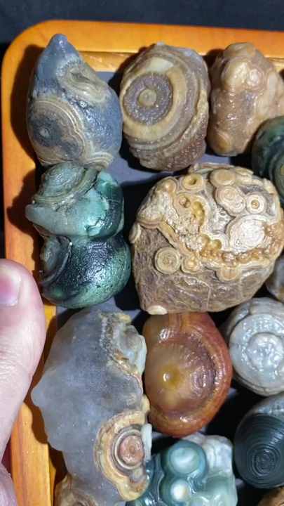 Natural Gobi Agate Eye Gemstone for Jewelry & Healing Crystals