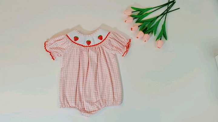 ODM/OEM Smocked Kids Clothing Floral 100% Printed Cotton Girl Bubble Smocking Ruffles Baby Girl ...