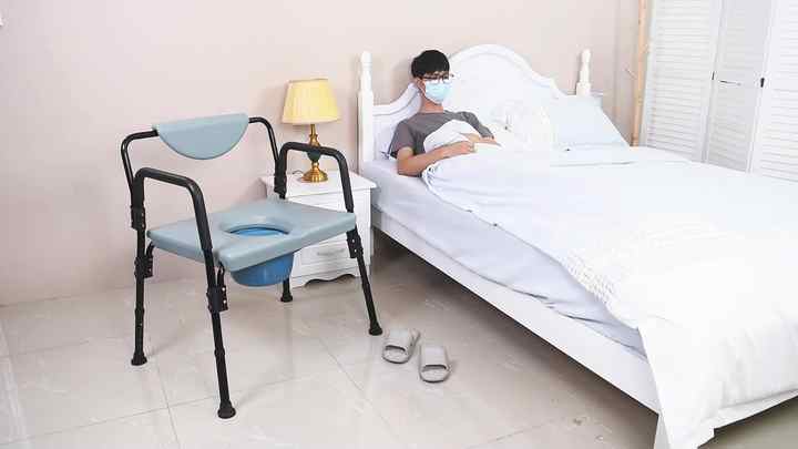 Extra Wide Bariatric Commode Chair for Obese Patients and Elderly, Home ...
