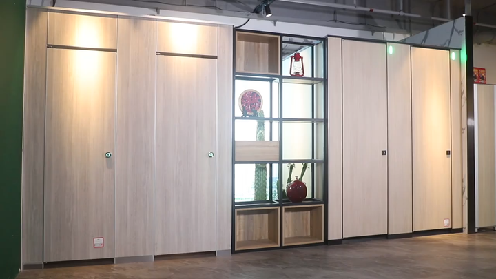 Elaborate Waterproof Changing Room Modular Cubicle Partition by Jialifu