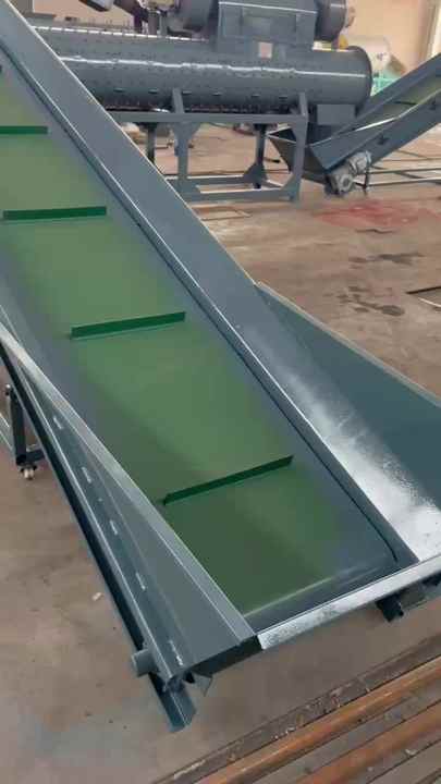 Plastics Recycling Label Removing Machine - Bottle De-labeler
