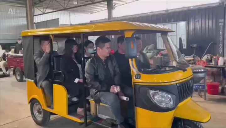 Three wheeled gasoline motorcycle, three wheeled motorcycle bus, three ...