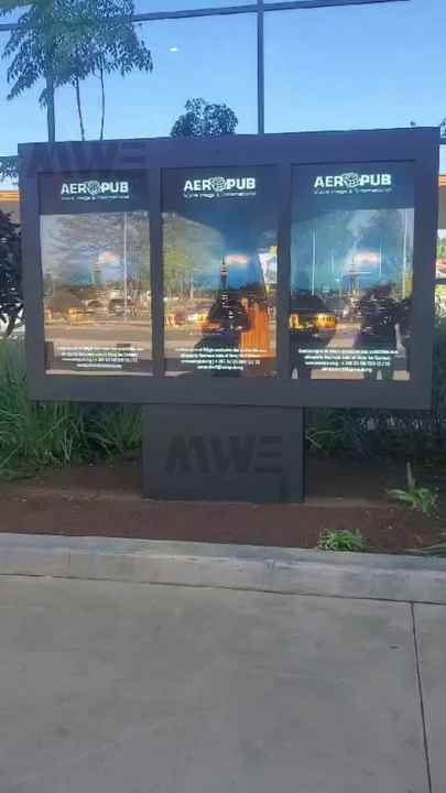 MWE IP65 43 55 Inch Weatherproof Outdoor Advertising Screen Digital ...