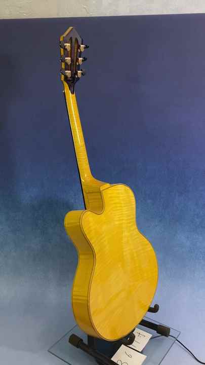 Yunzhi 15-Inch Maple Wood Jazz Guitar with Ebony Fingerboard - Handmade ...