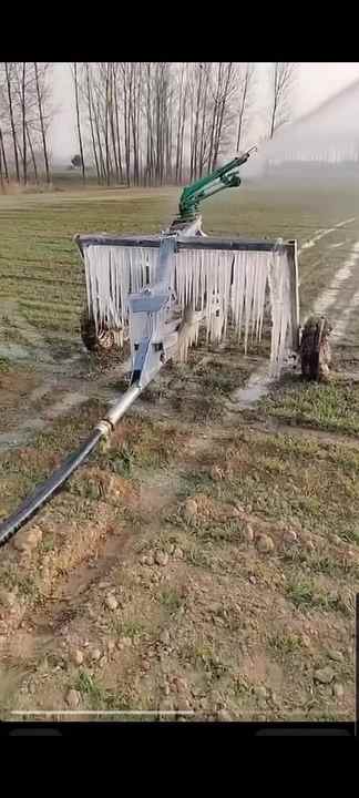 Metal Gun Sprinklers Central Pivot Irrigation System Farm Irrigation ...