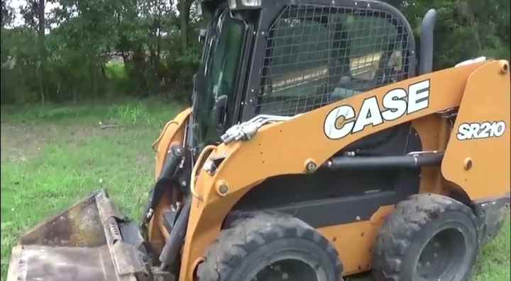 CASE SR210 Skid Steer Loader - High Flow, 2 Speed, EROPS