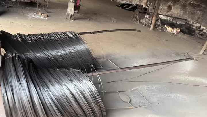 Good High Tensile Wire Soft Q235 Q195 Black Annealed Twisted Iron Wire ...