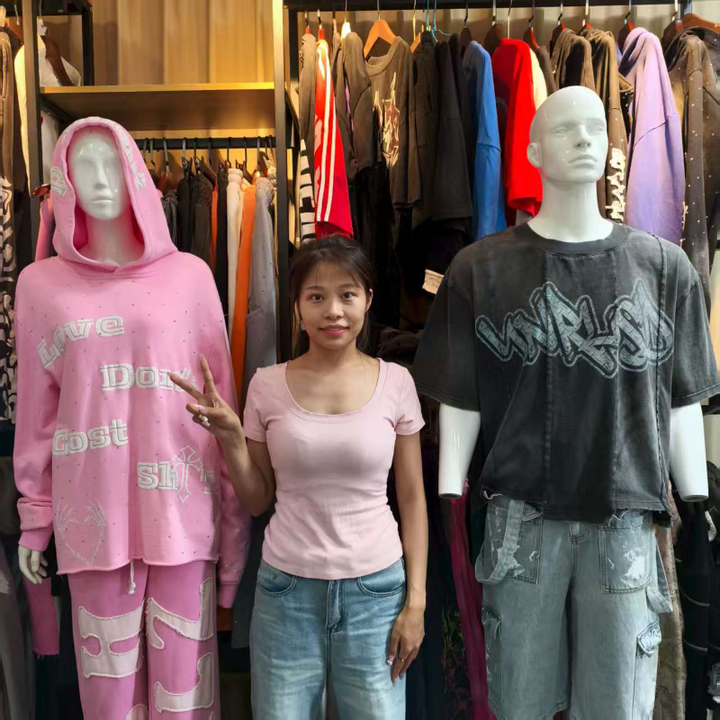 Shop Custom Streetwear T-Shirts from Reliable Manufacturers