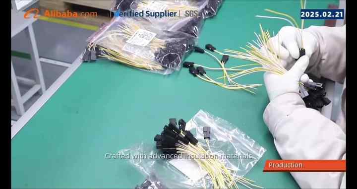 24-Pin ABS IP67 Automotive PCB Connector with Right-Angle Pin Headers ...