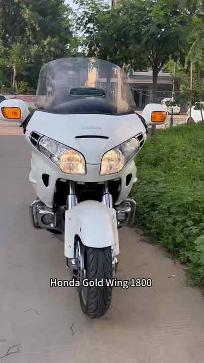 Goldwing Japan Sportbikes Large-Displacement Scooter with Cruise ...
