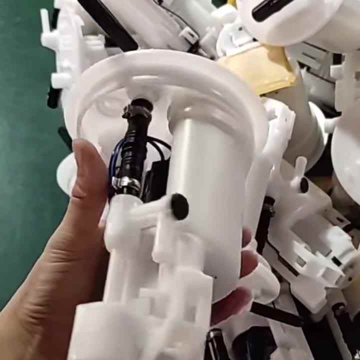 NEW ELECTRIC FUEL PUMP ASSEMBLY for TOYOTA RAV4 77020-0R030