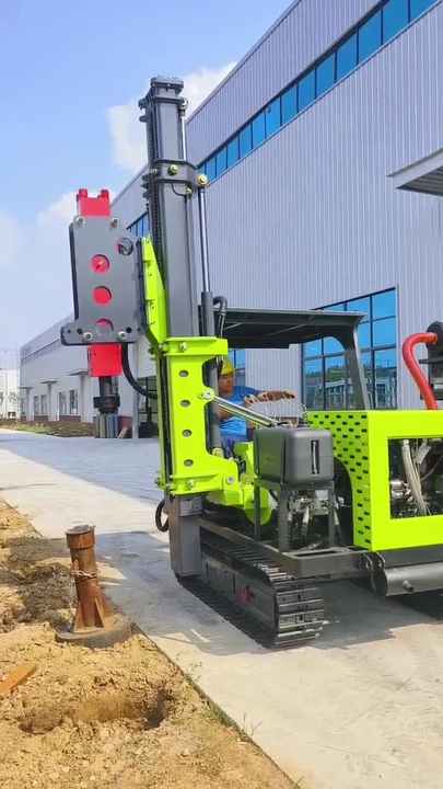 Small Hydraulic Crawler Piling Machine TZ585 Solar Screw Pile Driver ...