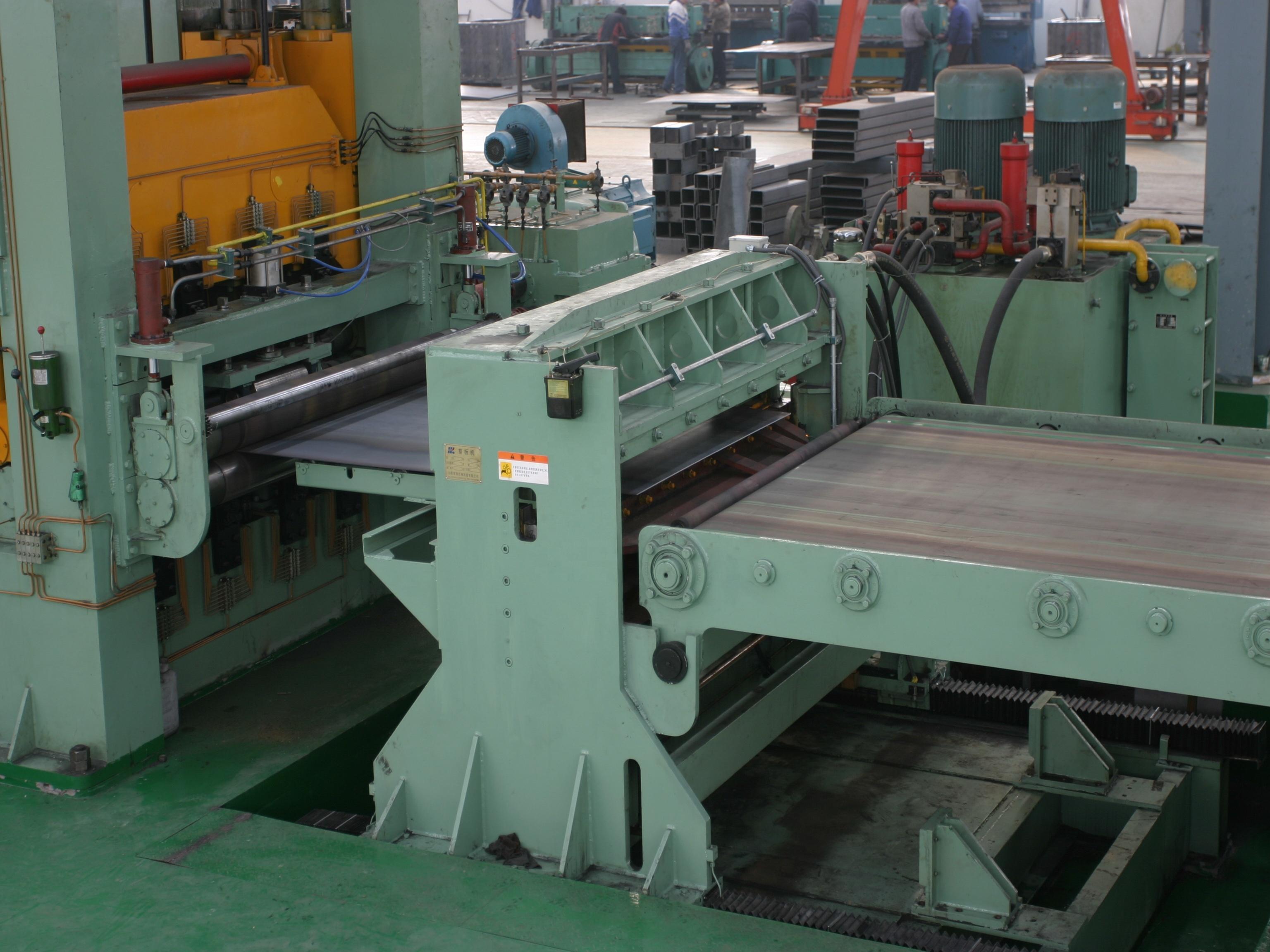 Hot rolled coil moving shear production line Steel coil uncoiling and ...