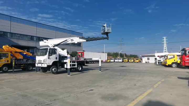 1 SUZU Extended Reach Articulating Lift 4*2 18.5m LHD RHD High Altitude ...