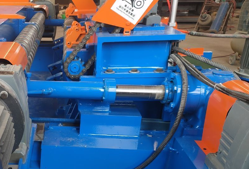 Spindleless Wood Clipper Machine - Sinoeuro Machinery