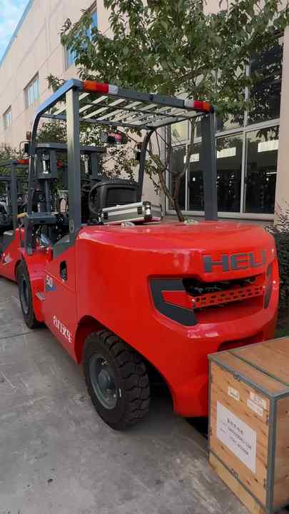 HELI CPCD50 5-Ton New Diesel Forklift with New Pallet Truck for Retail ...