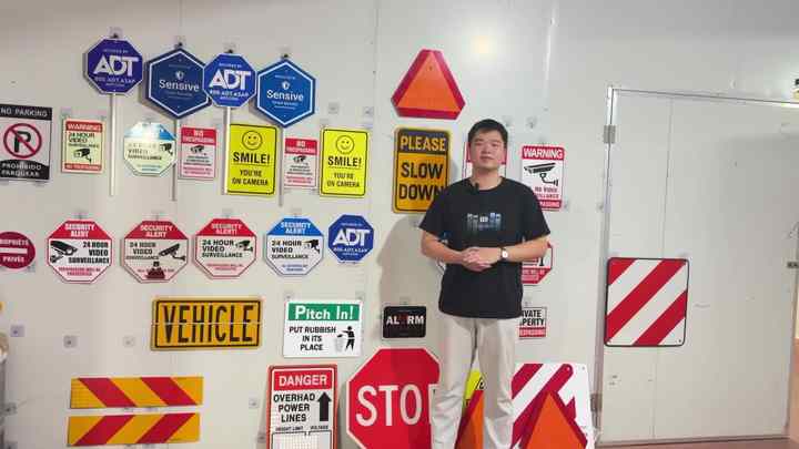 Custom Engineering Grade Reflect Sheeting Competitive Safety Traffic ...