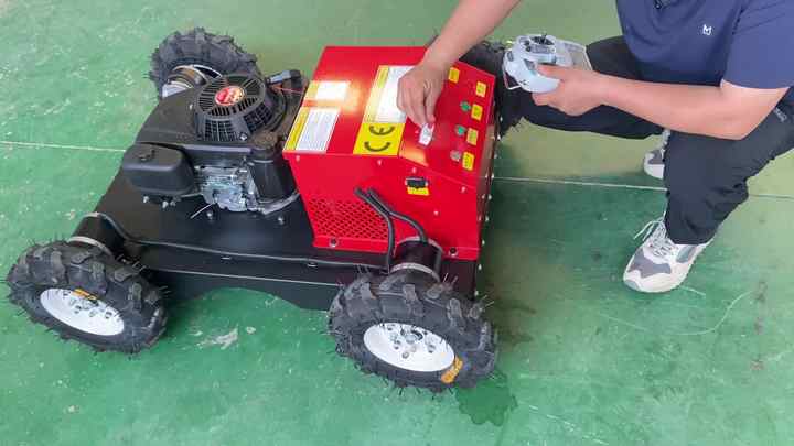 Wholesale 550mm Gasoline-Powered Remote-Controlled Robot Lawn Mowers