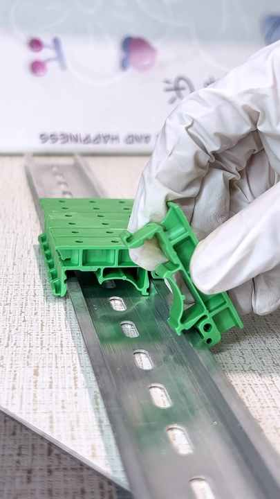 35mm DIN Rail Mounting Bracket HS-A35 & C45 Aluminum Alloy Clip ...