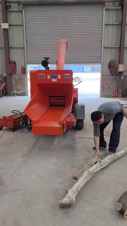 Diesel-Powered High Efficiency Wood Chipper PTO-Driven Brush & Tree ...