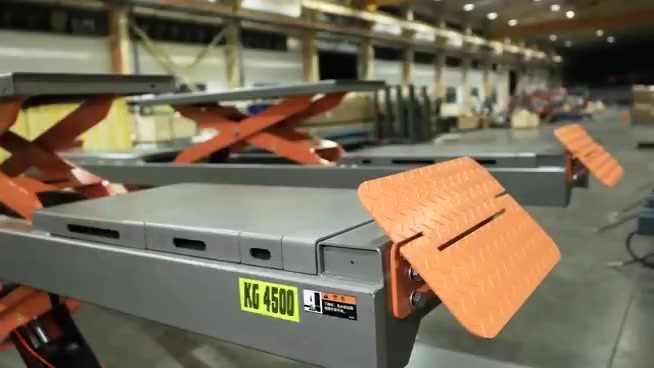 Decar SL-45G Eith 4.5 Tons Auto Scissor Lift Car ,4.3 Meters Work ...