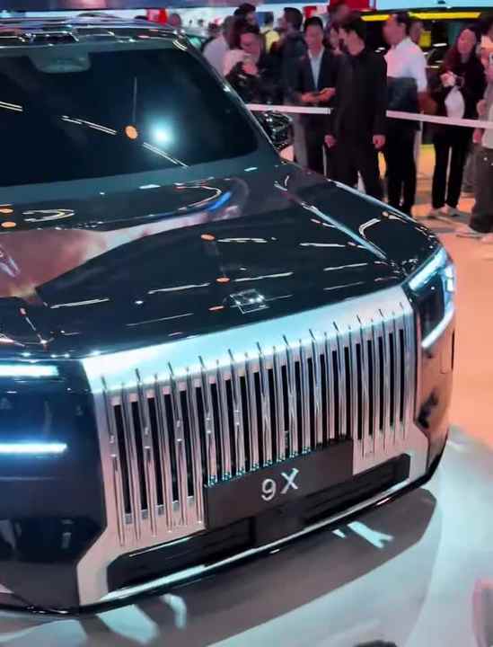 2026 Zeekr 9X Plug-in Hybrid SUV - Geely's New Energy Vehicle