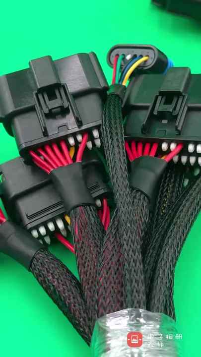 Custom Cable Manufacturer - Dual HSD Connector Video Cable