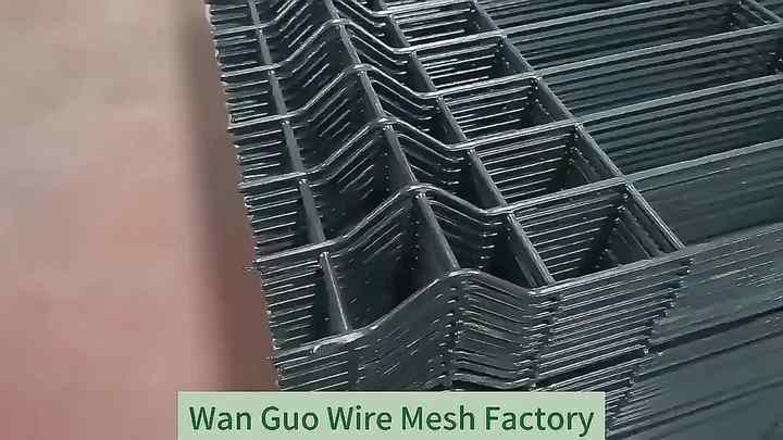 Home Rigid Garden Decorative Welded 3D Triangle Bending PVC Coated Wire ...