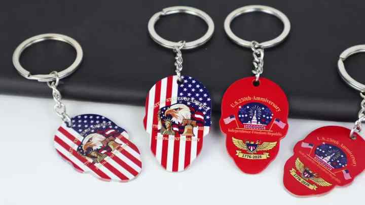 3D Tourist Souvenir Keychain-Adjustable Stainless Steel Aluminum Sports ...