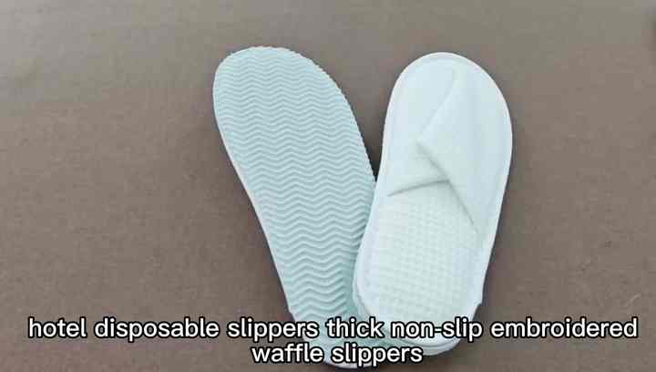 Shop Our Factory Hot Sale of White Slippers with Custom Logo