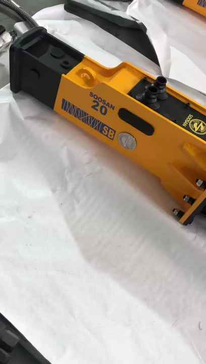 SOOSAN SB70 HYDRAULIC BREAKER MAIN BODY AVAILABLE WITH STANDARD ...