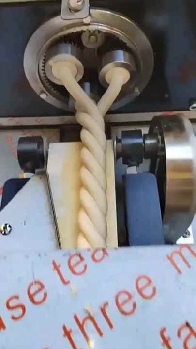 Automatic Crispy Snack Food Soft Pretzel Maker Bread Twisting Machine ...