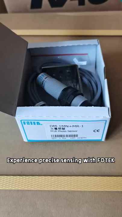 FOTEK DM-1MN+MR-1 PHOTO SENSOR - 1 Meter Diffuse Reflection